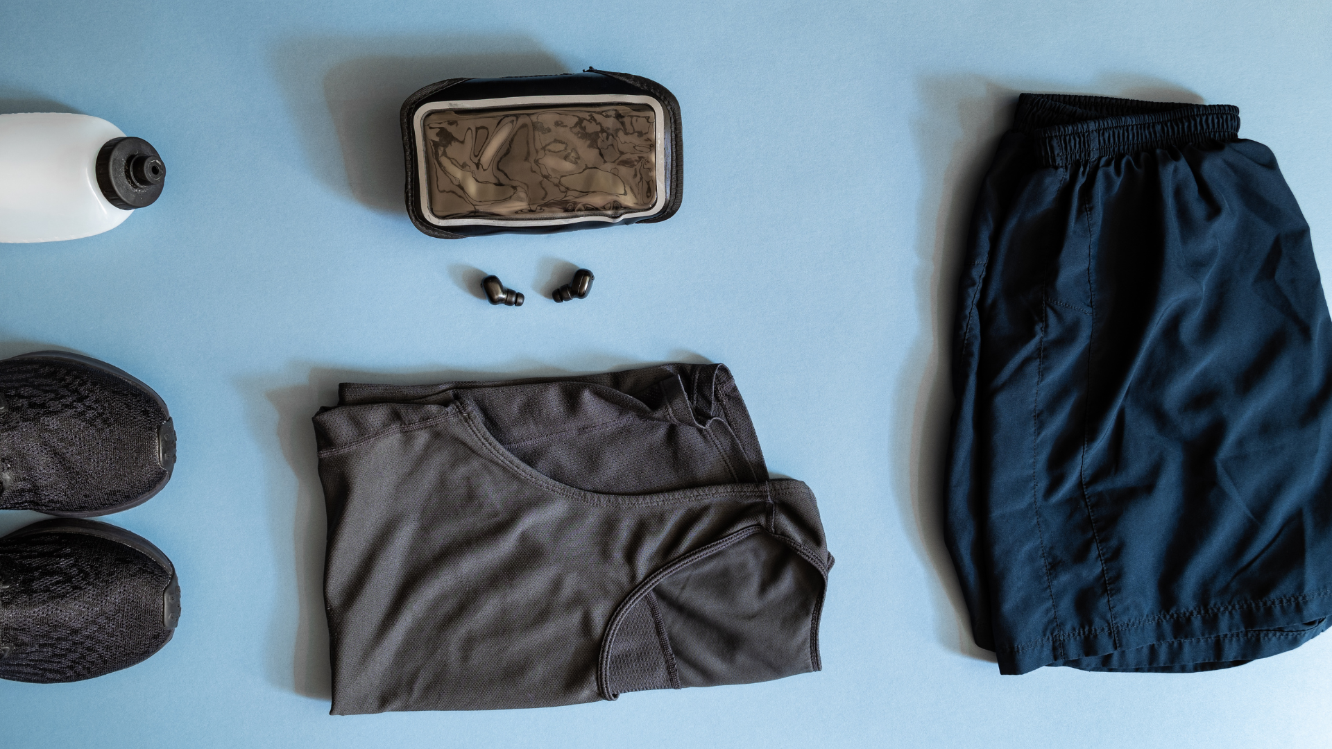 Essential Running Gear: 6 Must-Have Items for Every Runner– RUNLY